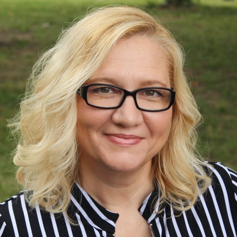 Renee George | The Raven